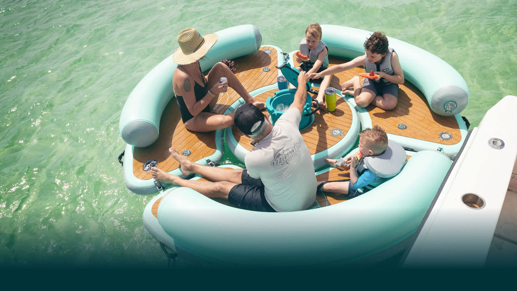 Hangout 360 | Floating Dock | BOTE