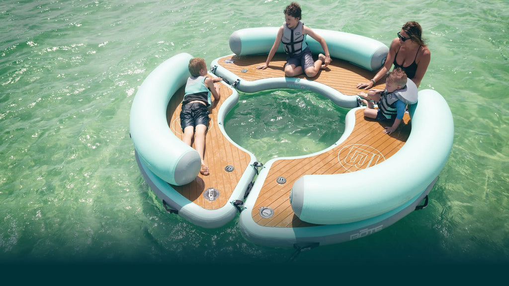 Hangout 360 | Floating Dock | BOTE